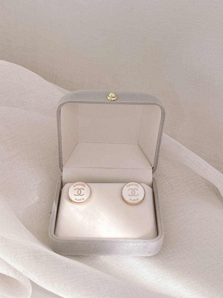 1.5cm CHANEL BUTTON REPURPOSED EARRINGS - lowayvintage